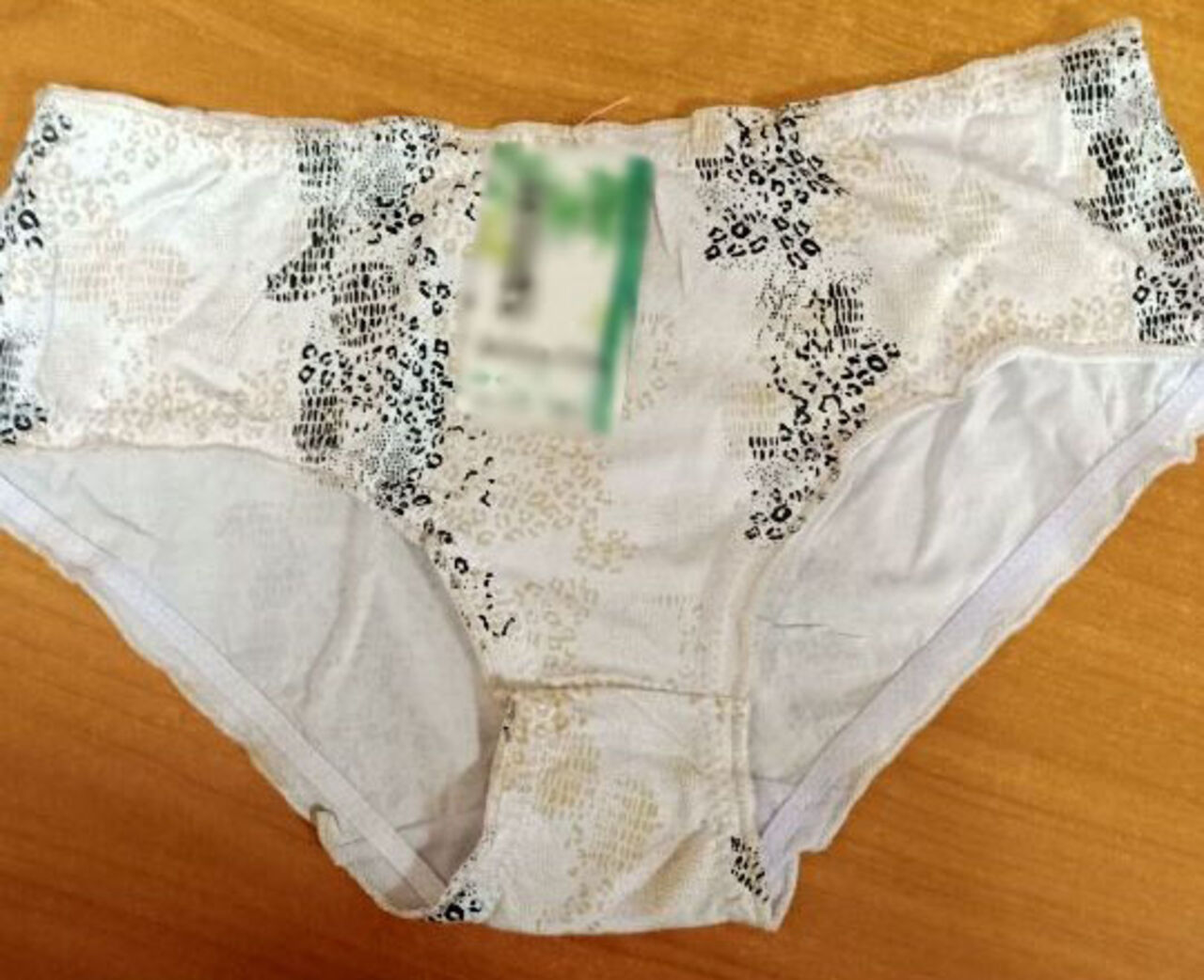 Украинские приставы выставили на аукцион изъятые за долги трусы / VSE42 ...